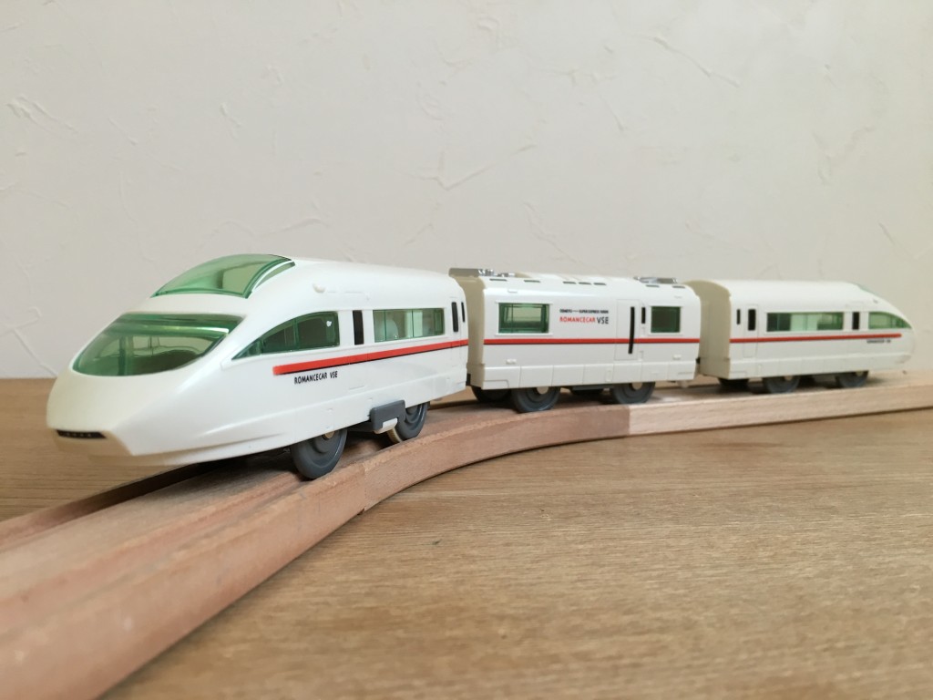 【レビュー】プラレール S-37 小田急ロマンスカー 50000形 VSE（2005年版） - プラテツ