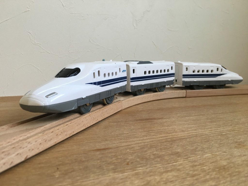 【レビュー】プラレール S-11 サウンドN700系新幹線 - プラテツ